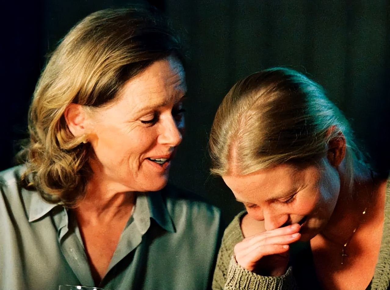 Liv Ullman's mother-daughter collaboration, how can they become enemies ...