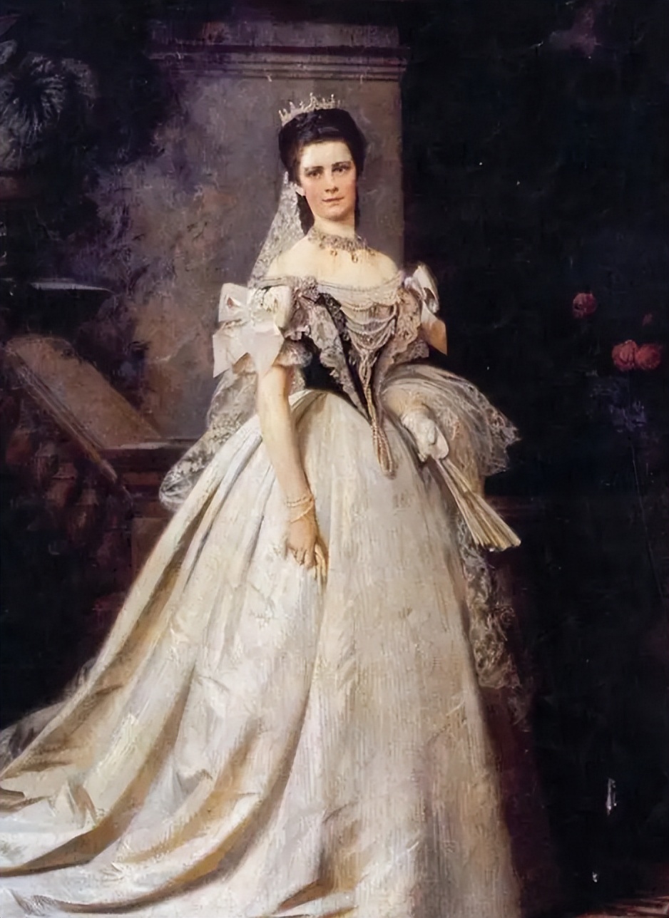 Sissi is a legend, who is her relationship with? Influence is ...