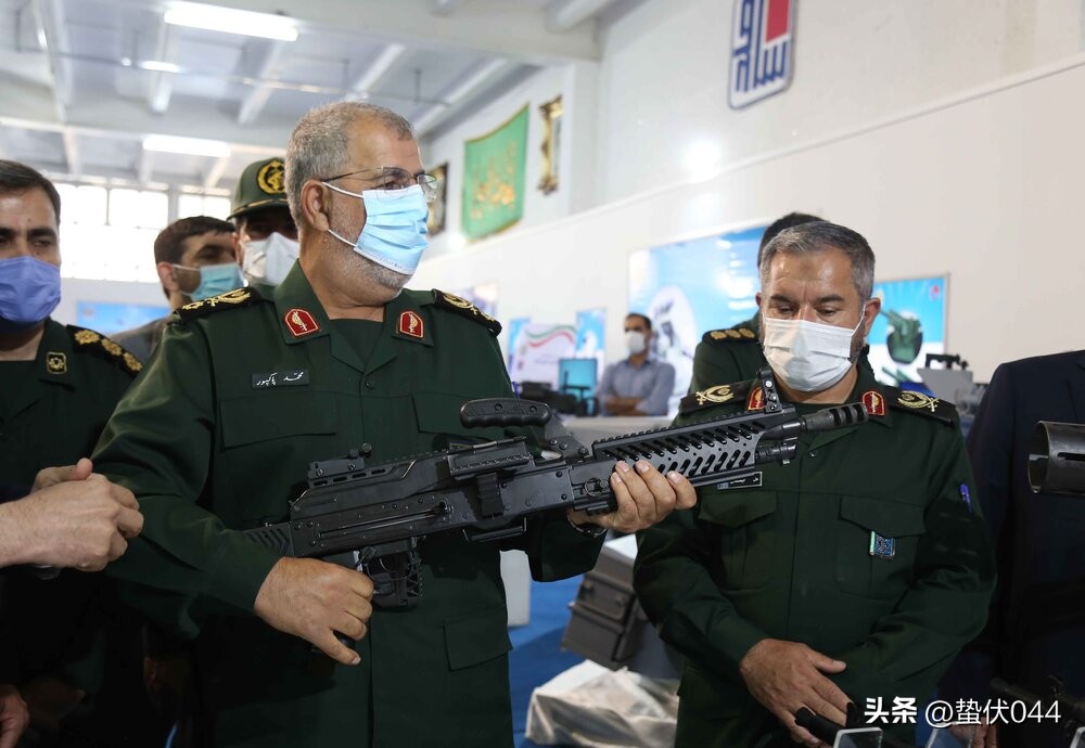 Iran's new tactical light machine gun - iNEWS