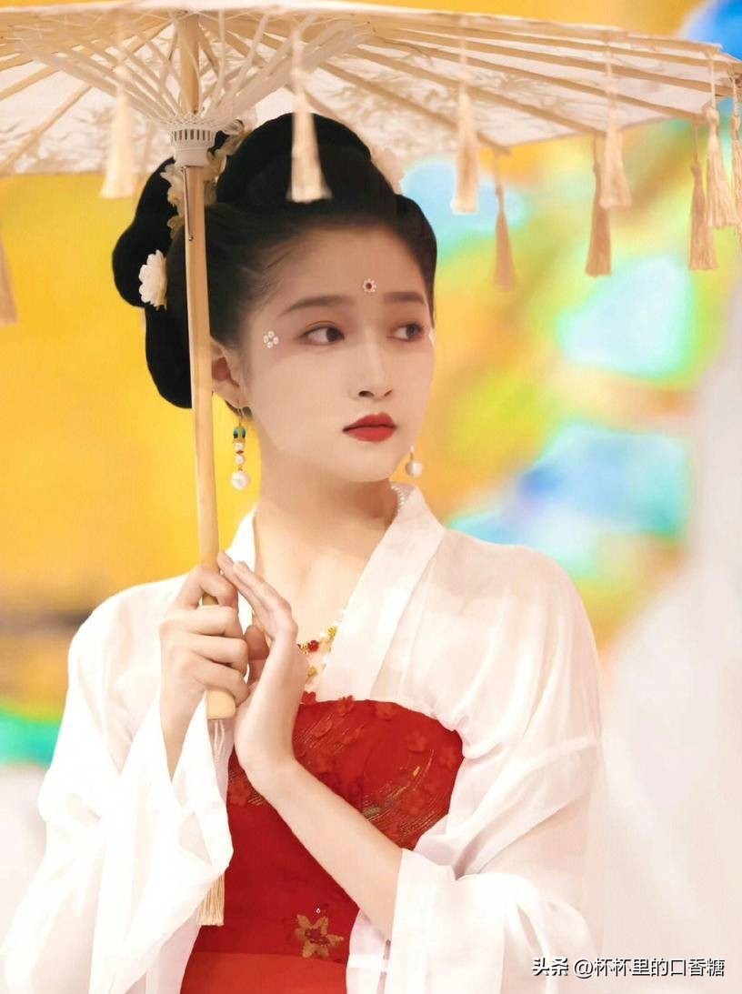 The actress's extravagant style!Yang Miqing pretends not to lose "Ruyi ...