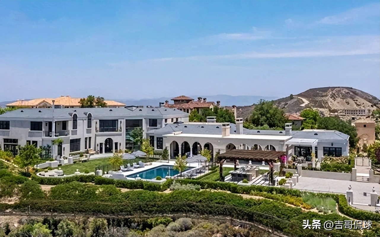 Trey Young's 140 million luxury house exposed!Live with fiancee, and ...