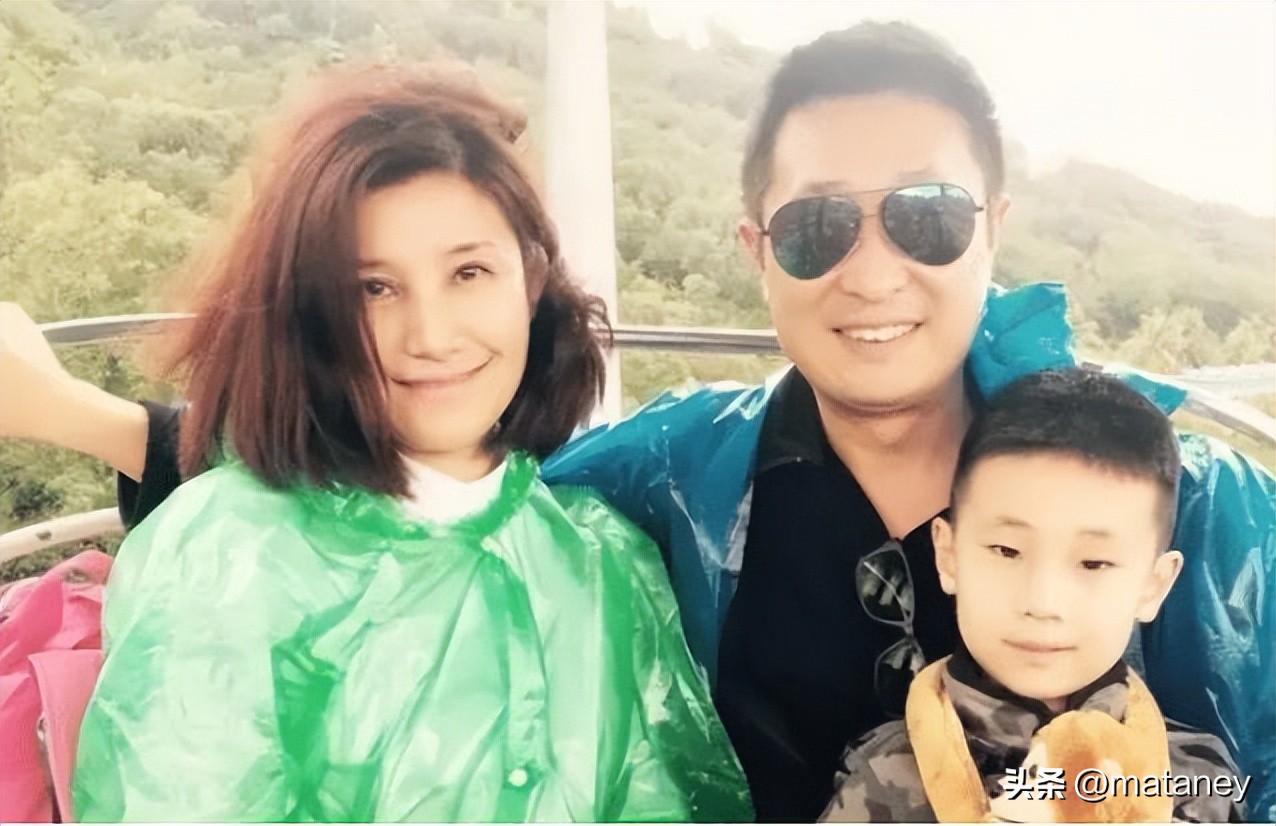 The 49-year-old first-class actor Lin Yongjian, who has hidden his wife ...