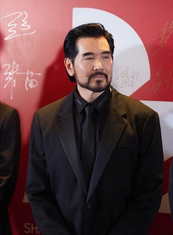 62-year-old "no wife and no children", returning to the entertainment ...