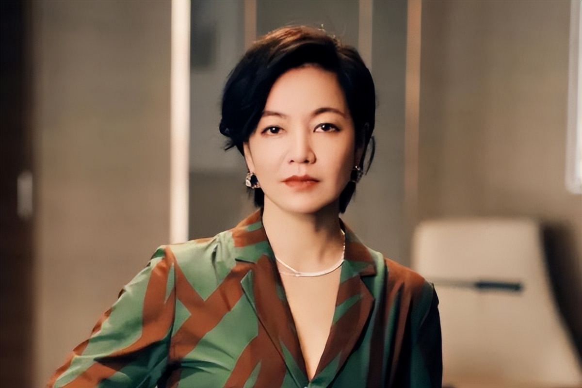 Aya has been overwhelmed by the Big S sisters for years, and now she's ...