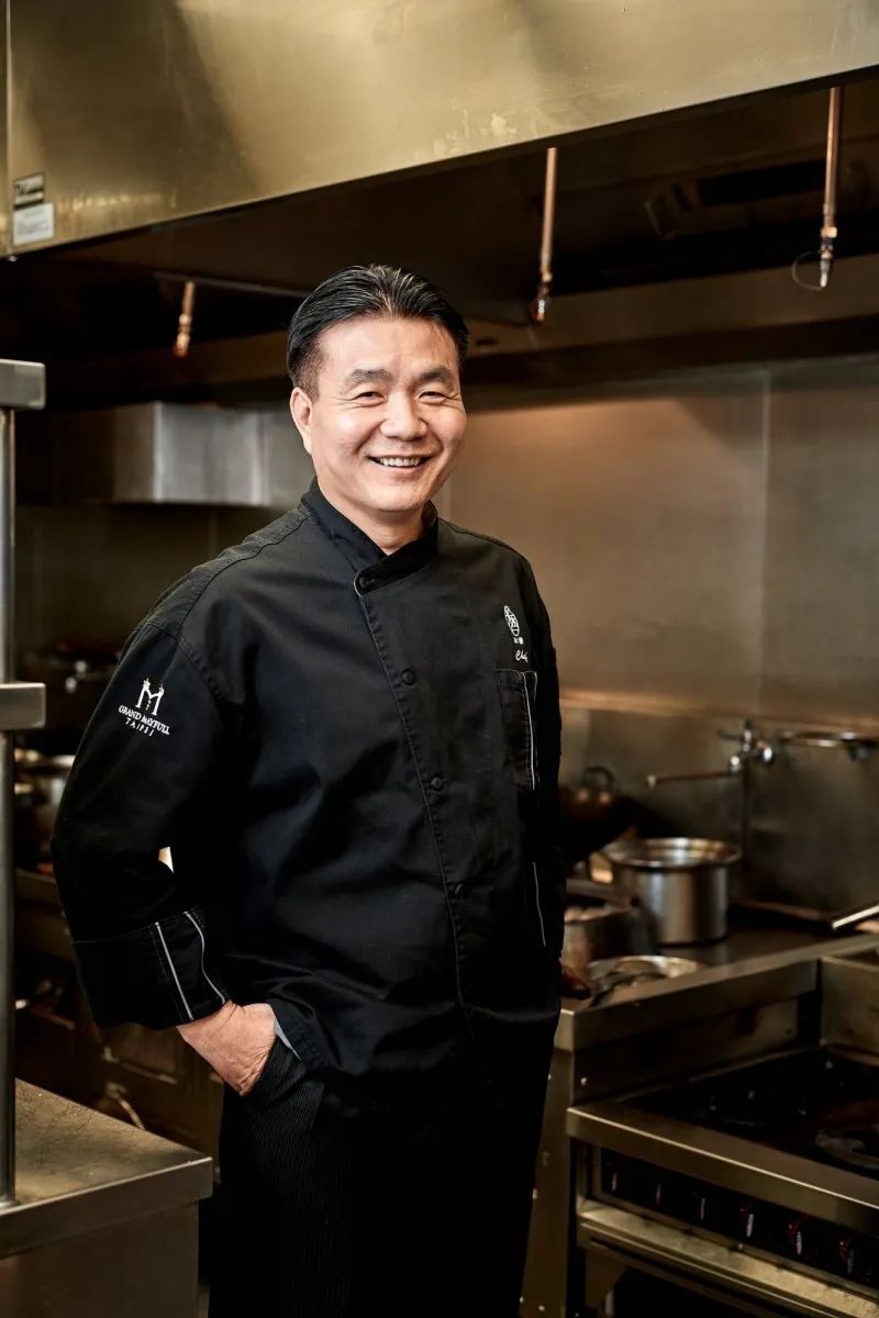 Chen Yonghua, chef of Mixiang Restaurant with one Michelin star ...