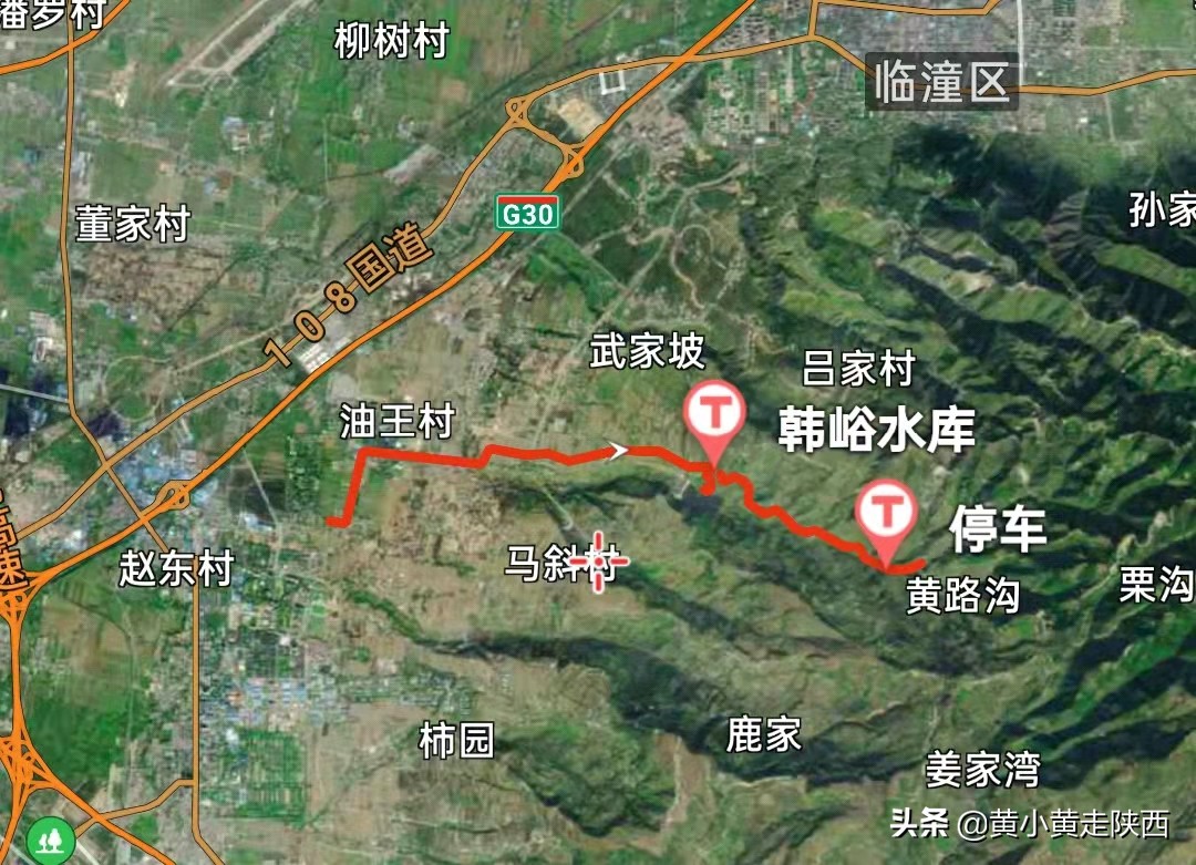 Pursue a tributary of the Wei River and enter the depths of Mount Li ...