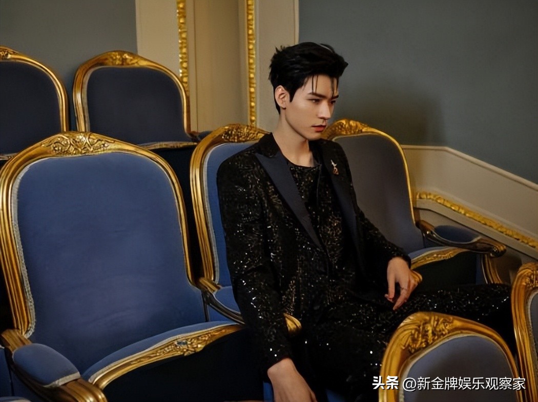 Weibo night star red carpet pictures, Princess Bailu, Gong Jun is so ...