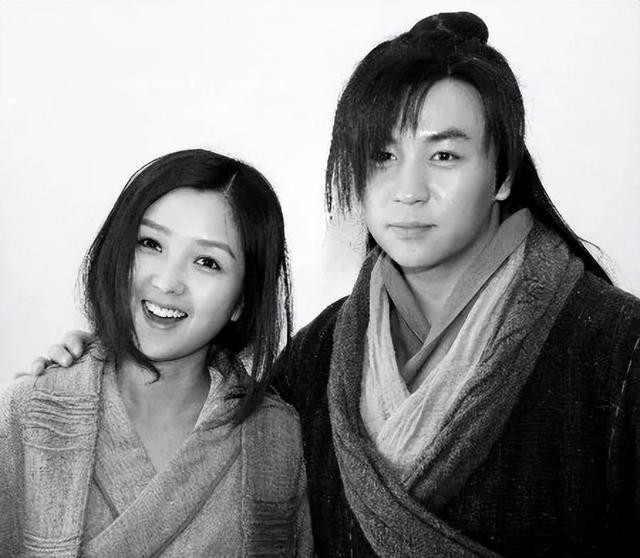 There is a gap called Shi Xiaolong and He Jie break up. 13 years later, one is worth over 100 ...