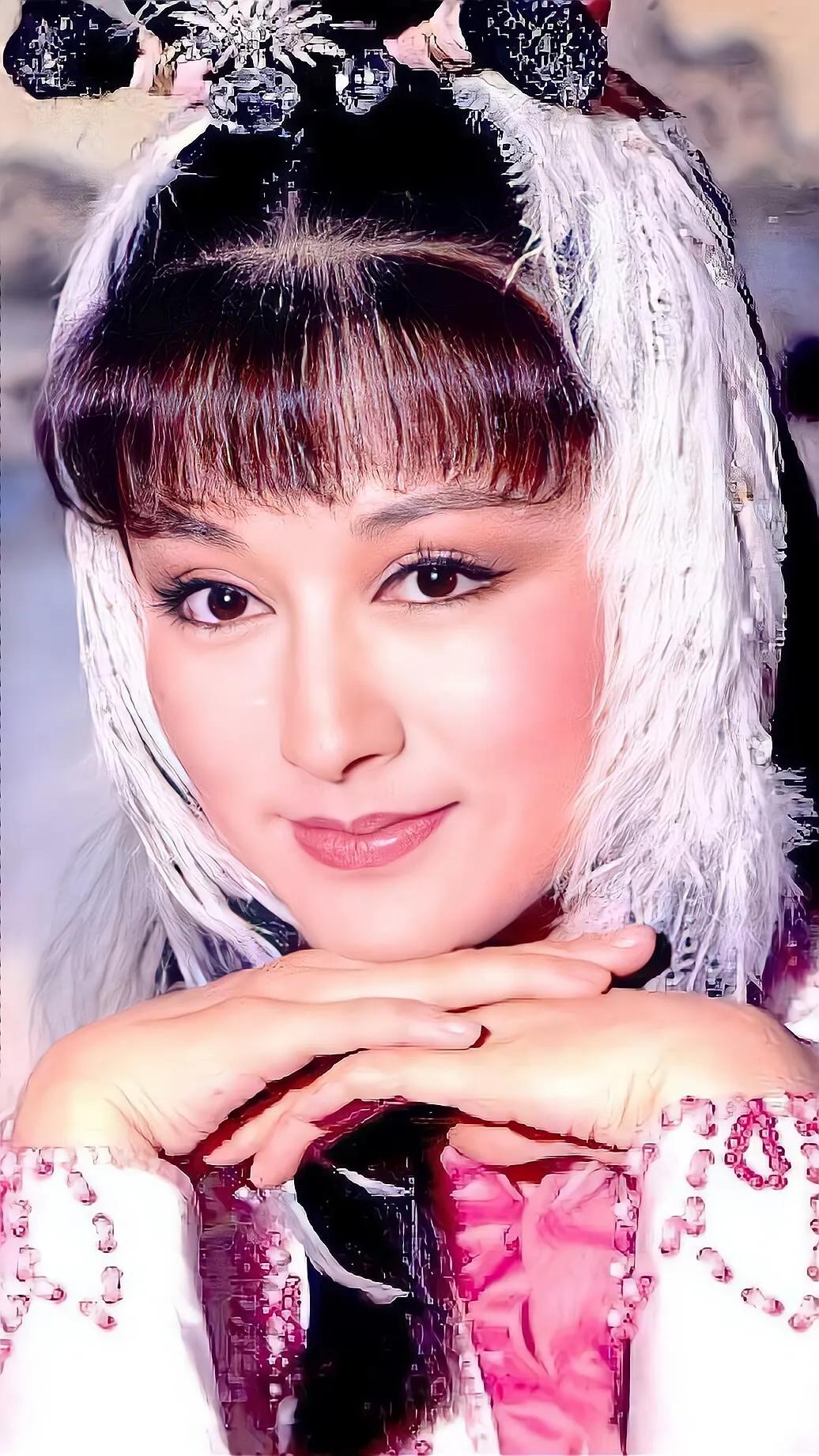 Star Nostalgia Series Picture Wallpaper ~ Pan Yingzi - iMedia