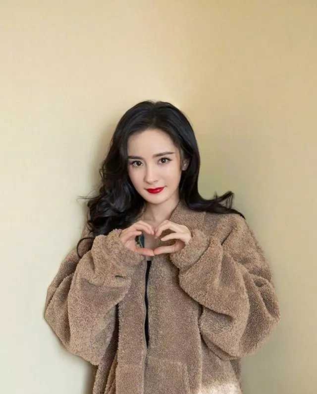 Yang Mi is so miserable!After 7 years of injustice, Li Yifeng was ...