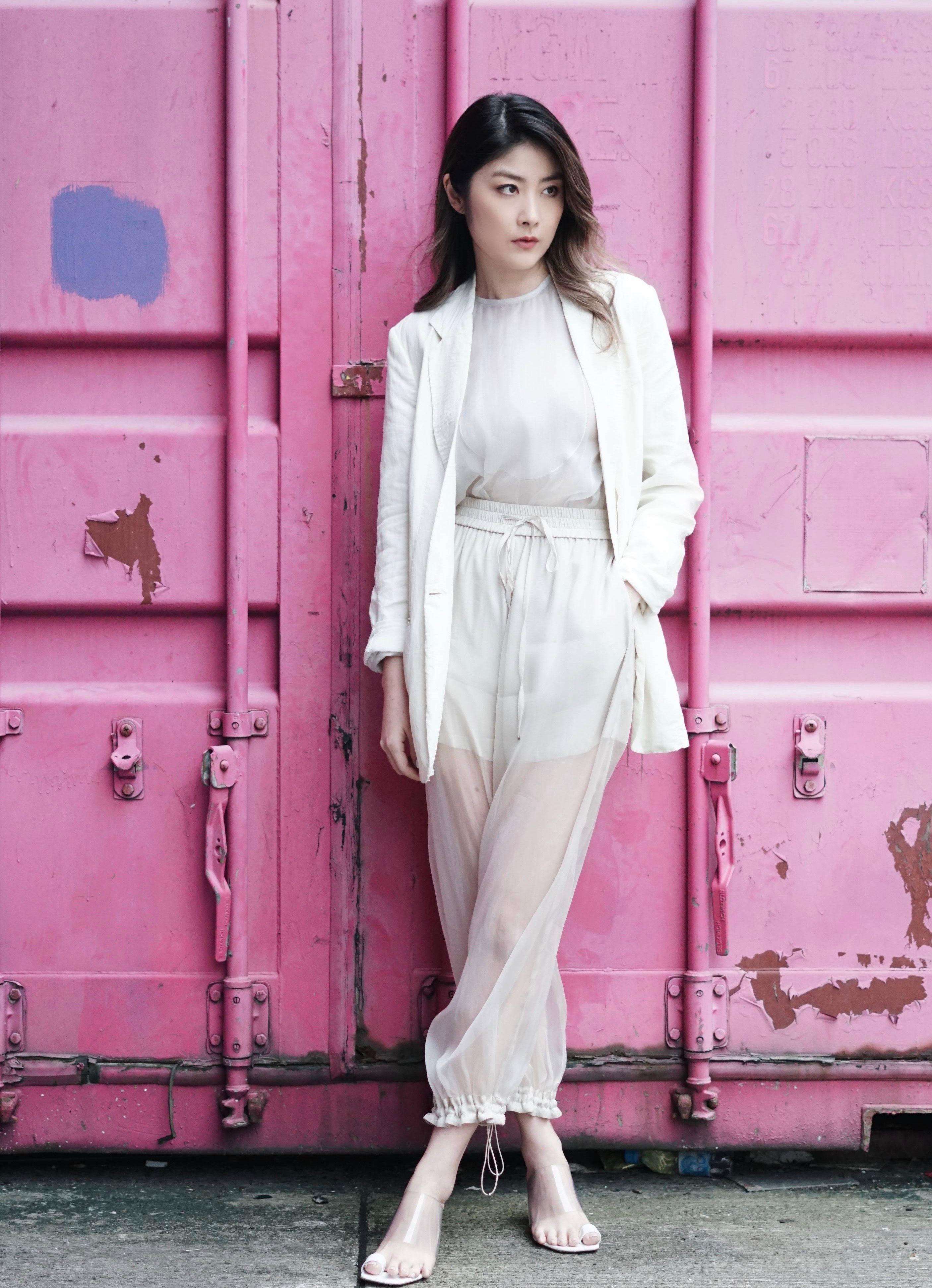 Hong Kong star Kelly Chen: She hasn't had an affair since her debut for ...