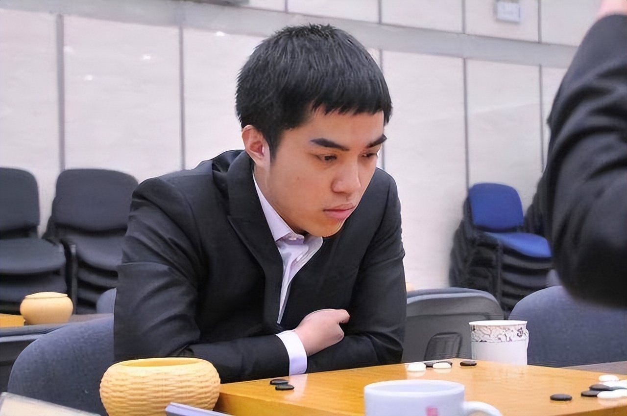 2 wins in 5 days, winning streak, Xie Ke once again defeated the first ...