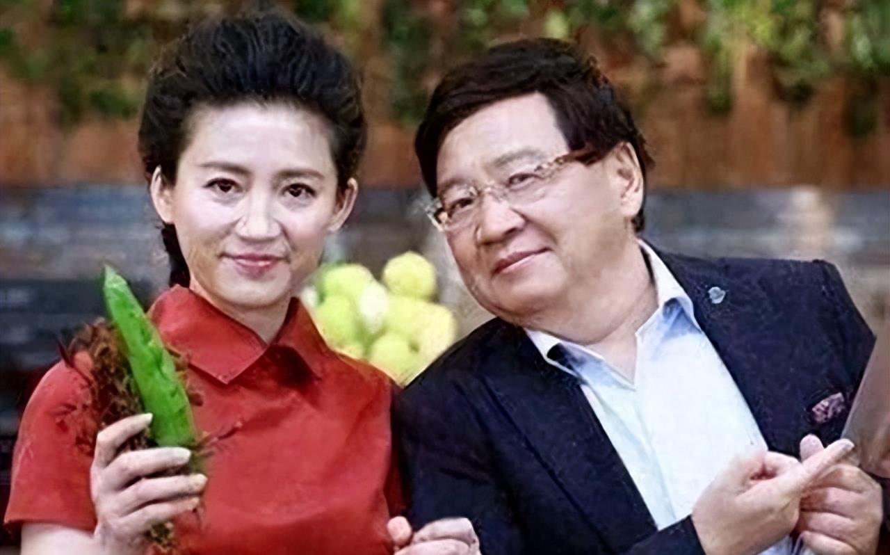 Amazing return! Wang Xiaoya, the first lady of CCTV, makes a counterattack and returns to the ...