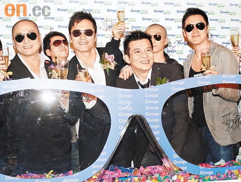 The birthday of the 66-year-old Miao Hong Kong star, Huang Rihua, Alan ...