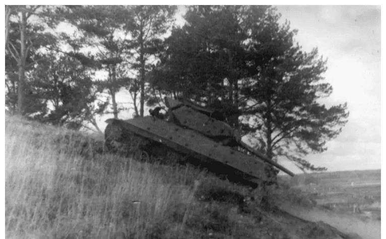 Why was the M10 tank destroyer, which was widely praised in the United ...