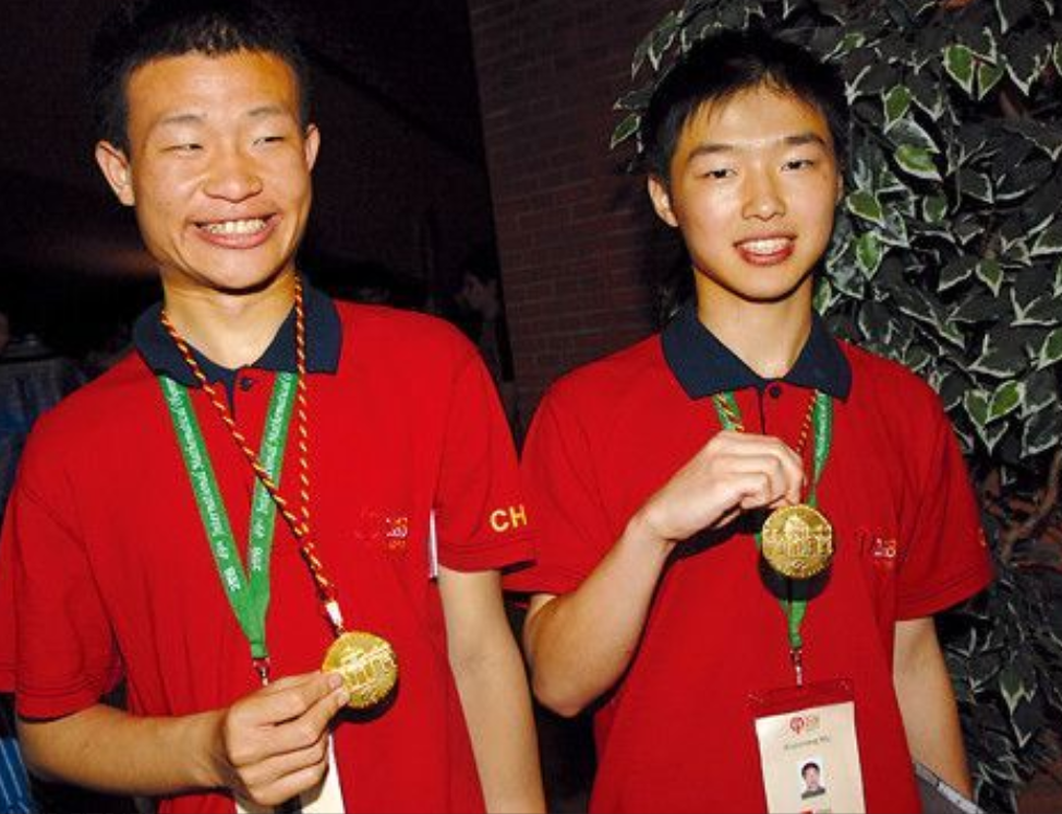 Wei Dongyi, the god of Peking University, became popular again. If Wei ...