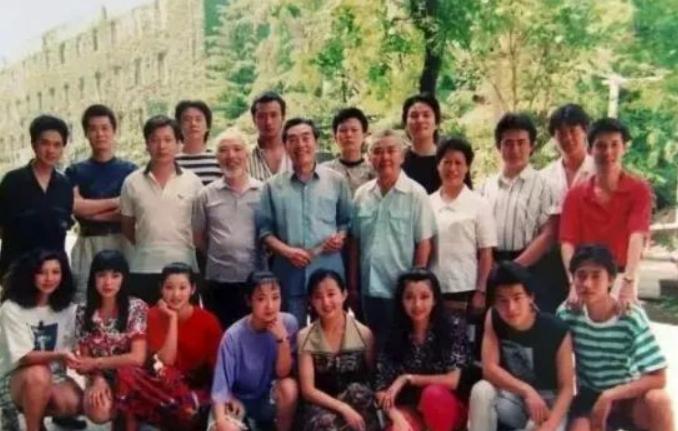 Demystifying the romantic past of "Veteran in Love" Wang Zhiwen - iMedia