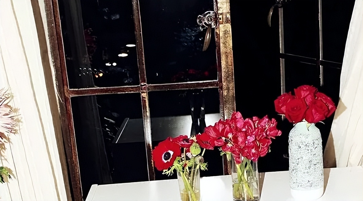 David Mirkin's classic, Ju and Hua, a 1997 comedy that's not out of ...