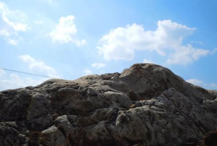 The shortest mountain in the world is in China, with a height of only 0 ...