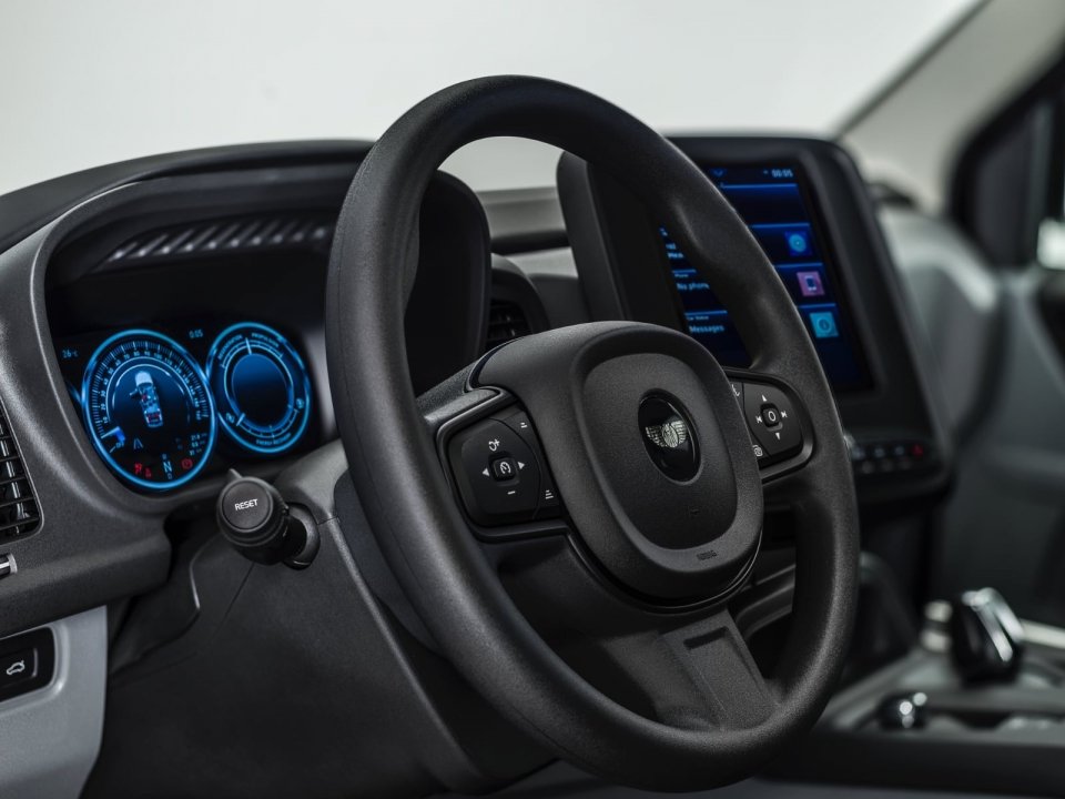 Geely LEVC TX will replace the famous Austin FX4 London black hat taxi ...