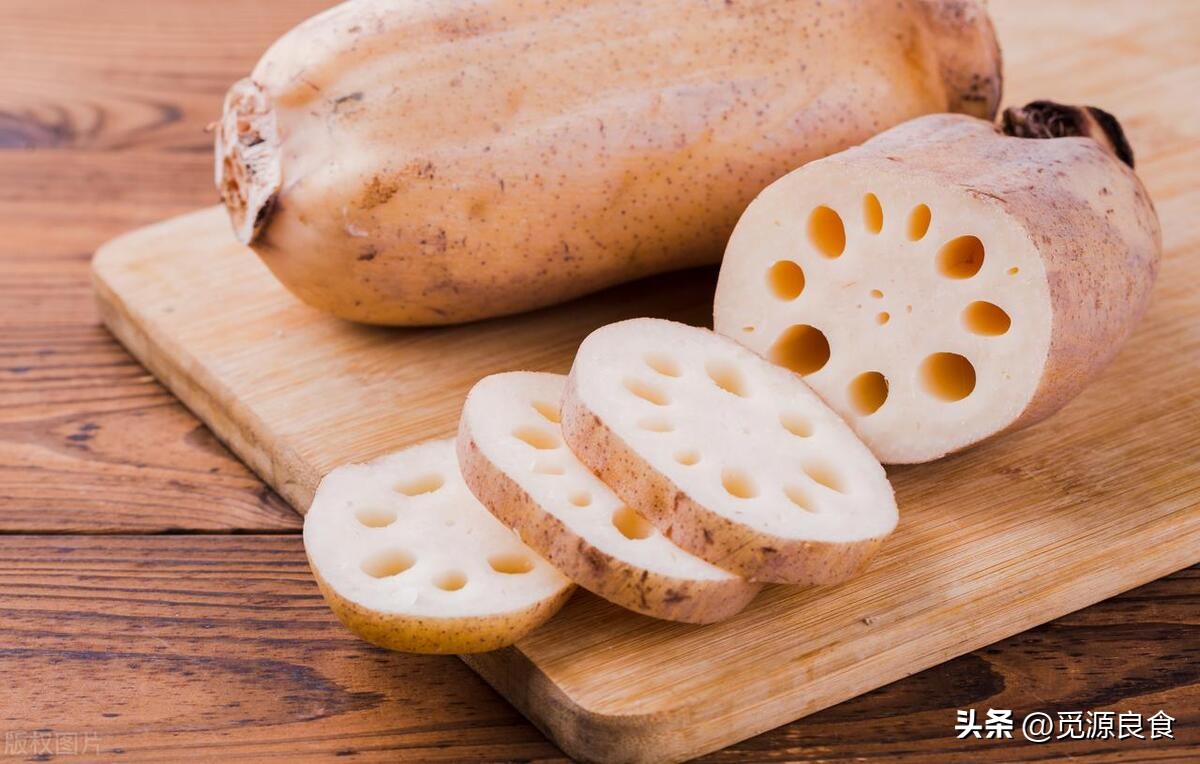 Do lotus roots turn black when they are blanched? Keep these 3 tips in ...