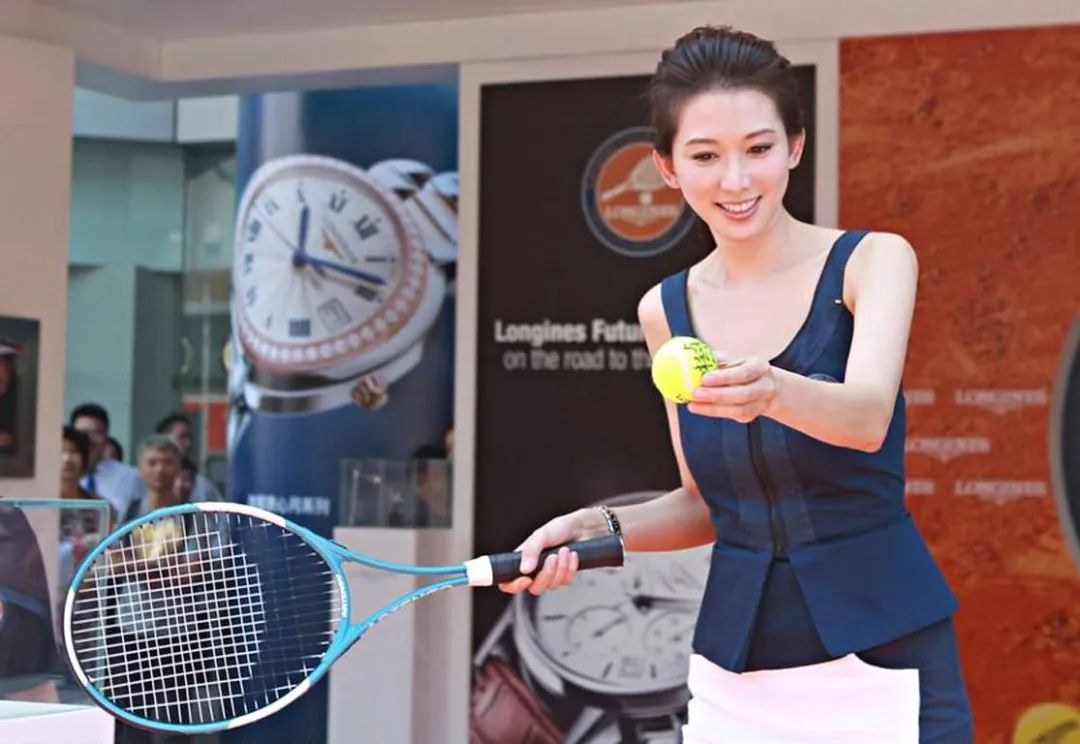 Female star, the secret of tennis is also hidden in the figure - iNEWS
