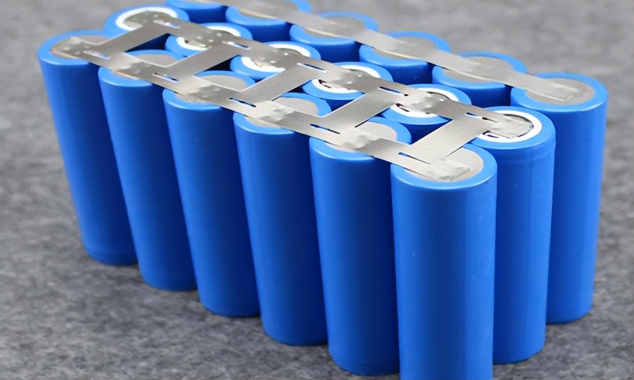 How do lithium metal batteries overcome the difficulties of "pitting ...