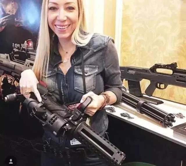 With a rate of fire of 10,000 bullets per minute, the world's smallest ...