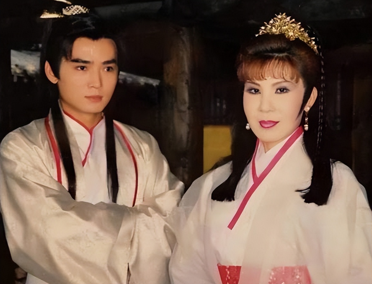 A pair of eyes saved the fate of a face! The "peach blossom eyes" of ...