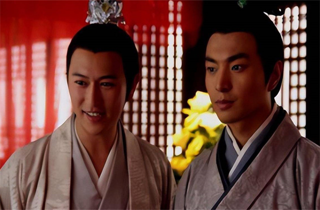 Deng Tong, the favored minister of Emperor Wenwen of the Han Dynasty ...