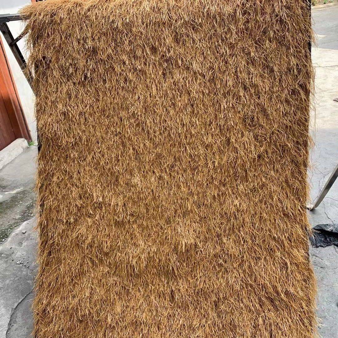 Artificial plastic imitation fake straw - iNEWS