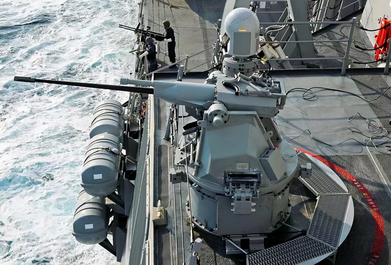 The irreplaceable close-up weapon of US Navy warships, known as the ...