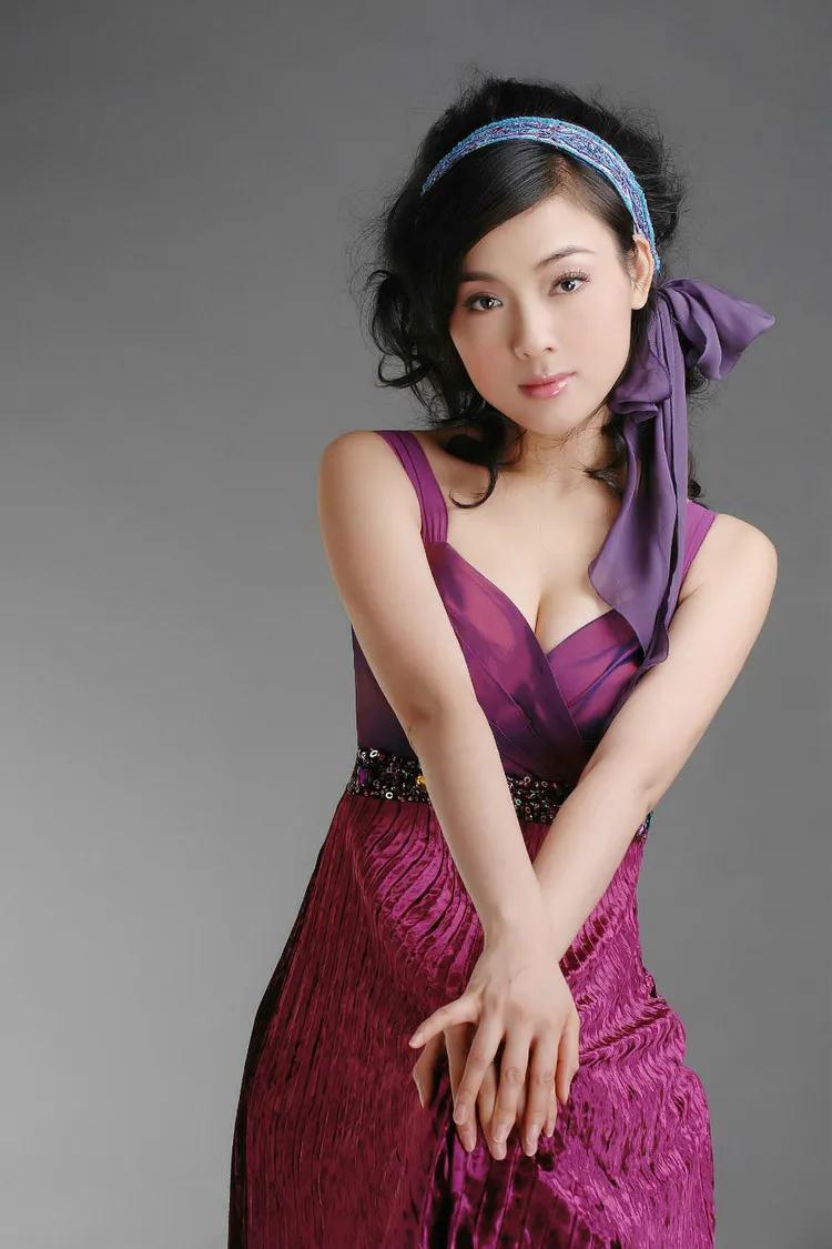 Beauty star—Chen Sisi - iMedia