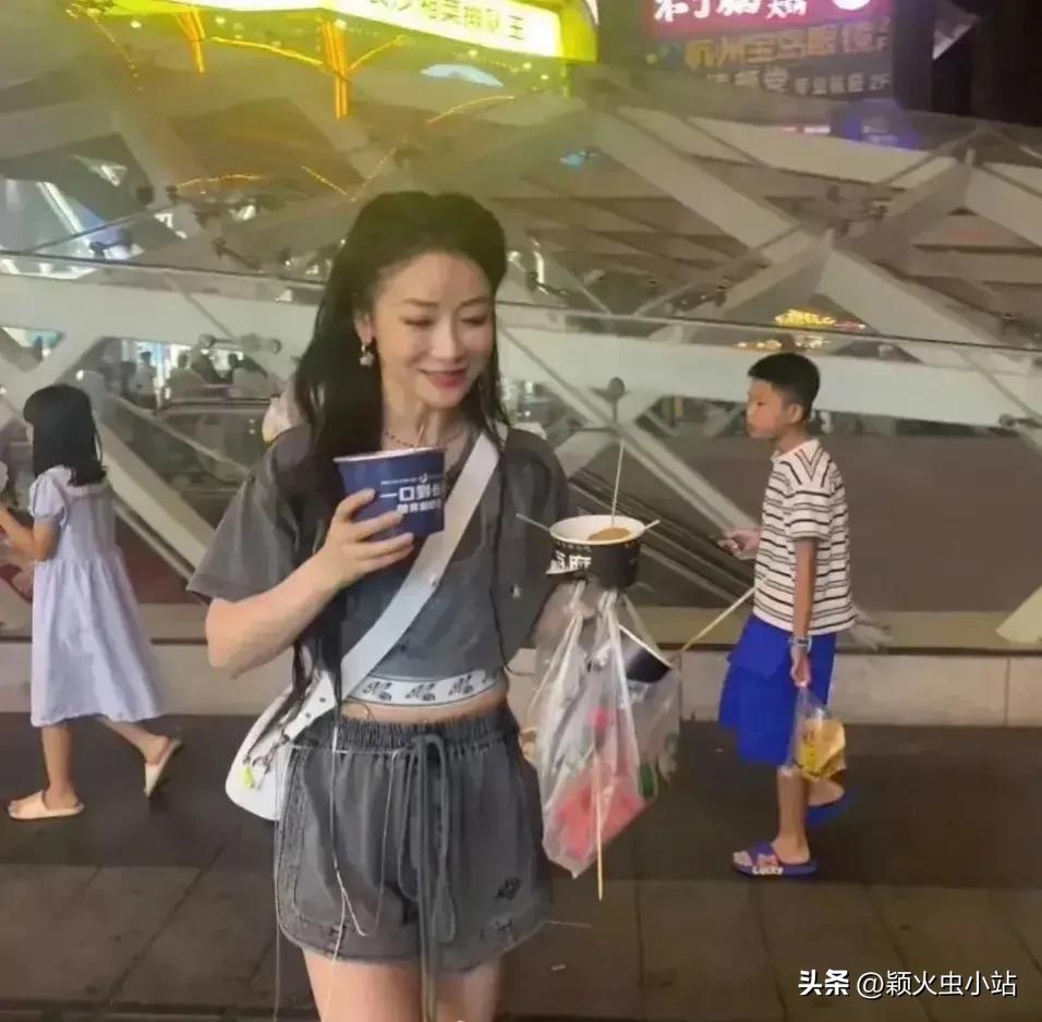 7.25 Entertainment: Zhao Liying, Ren Jialun, Yang Zi, Dili Reba, Cheng Yi, Chen Zihan, Zheng ...