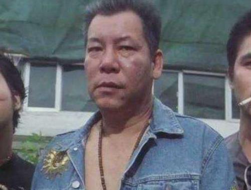 Hong Kong actor Lee Shau Kee: Married after 30 years of love with his ...