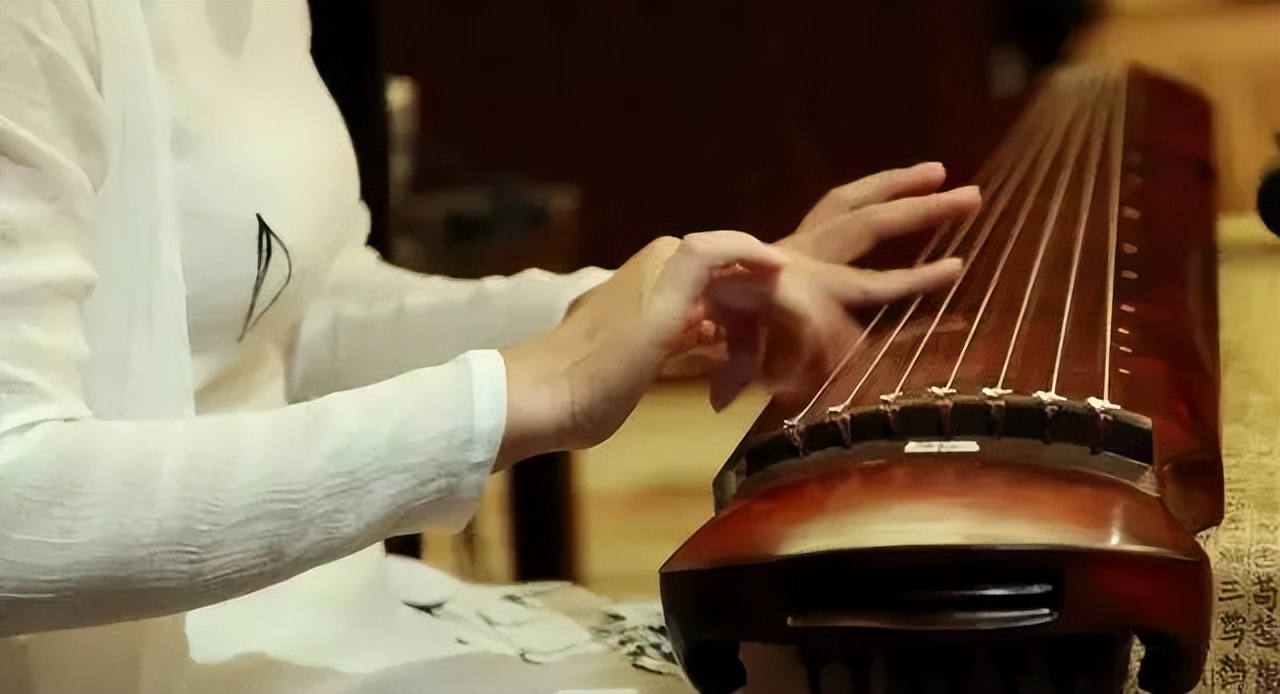 Pioneering Guqin—About Guqin strings out of tune - iNEWS