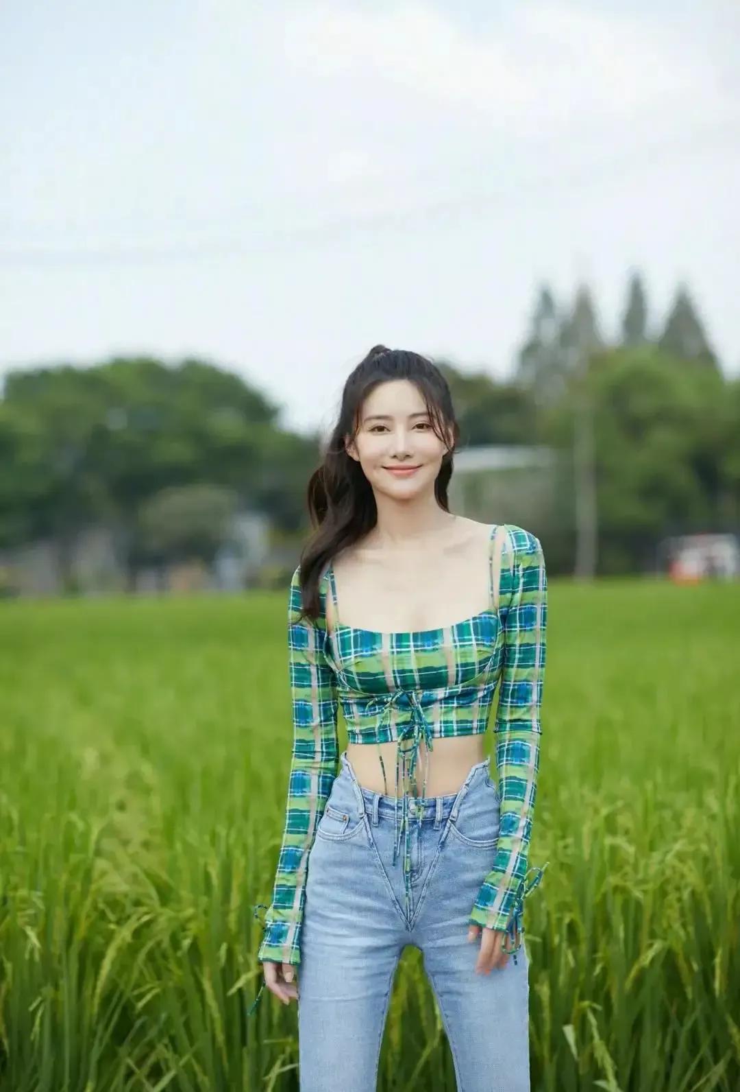 Celebrity Pretty Lady: Stunning photoshoot of the heroine Wu You in ...