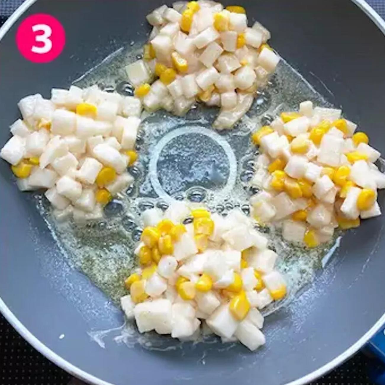 Crispy and fluffy "Yam Burrito"! Mix all ingredients and cook until ...