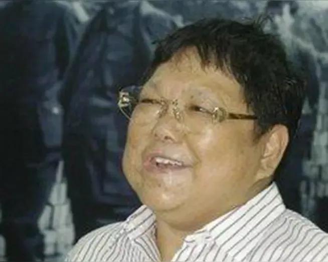 Five children of Deng Xiaoping and Zhuo Lin: Deng Pufang, Deng Lin ...