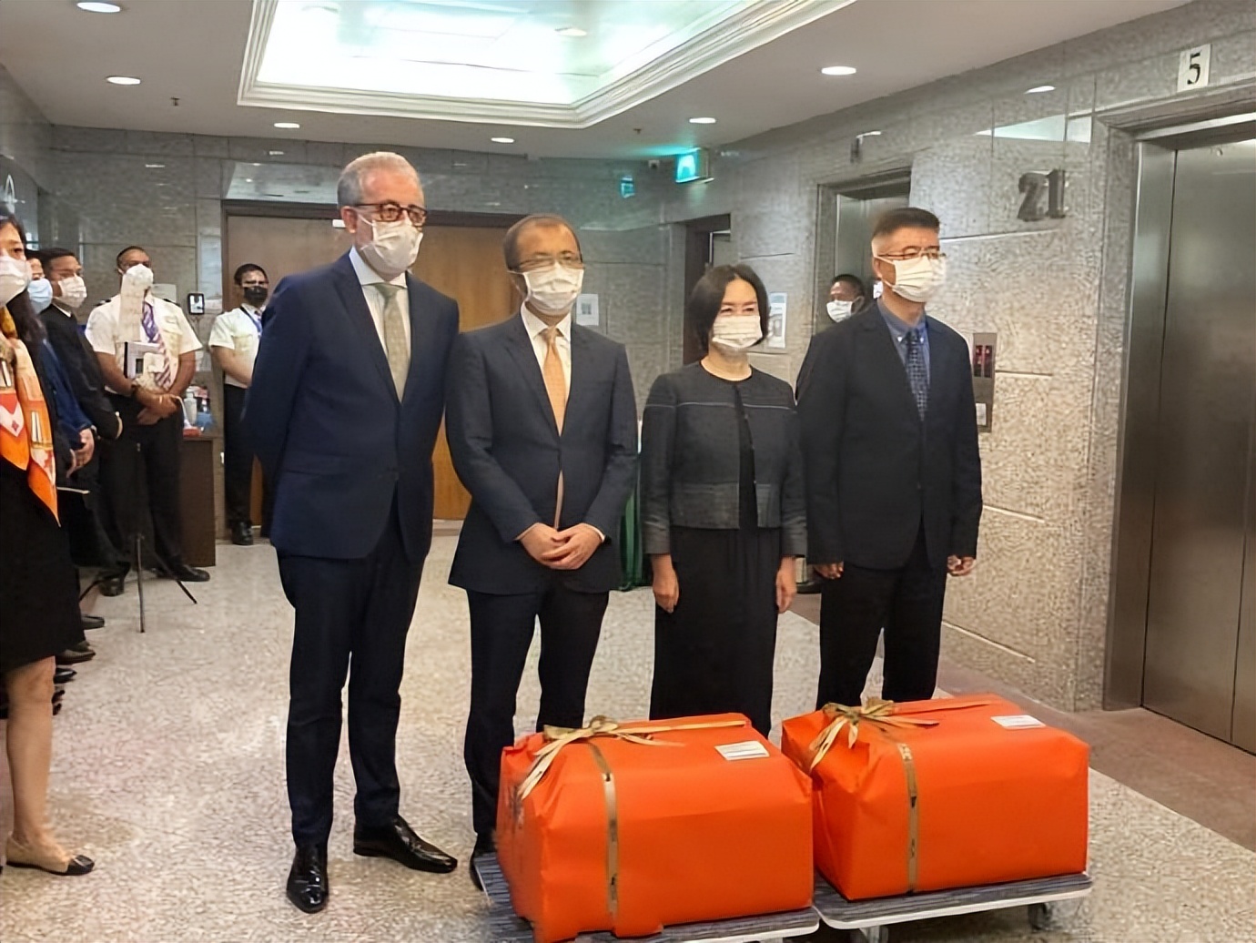 Liang Anqi was met by chance, and her appearance without makeup was ...