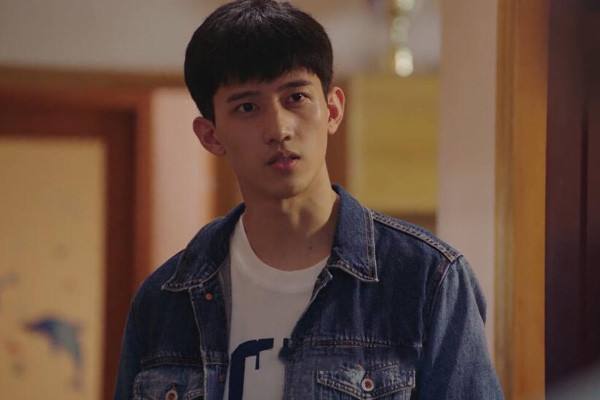 Zhan Yu: Who is this guy?He looks clean and handsome, and has ...