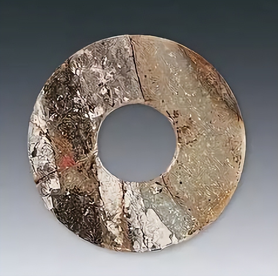 Jade Ware from the Tomb of Marquis Haihun, Nanchang, Jiangxi - iNEWS