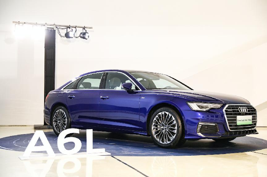 You are still looking up at the stars, the new Audi A6L has begun to explore the universe - iNEWS