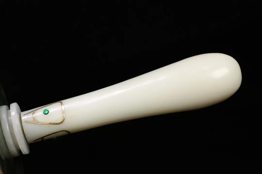 Old Tibetan Hetian Jade Jasper Horse Head Eight Treasures Pattern ...