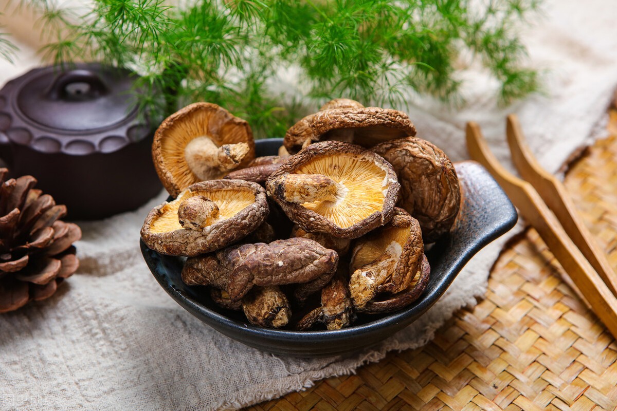 Dried shiitake mushrooms are more nutritious than fresh shiitake ...