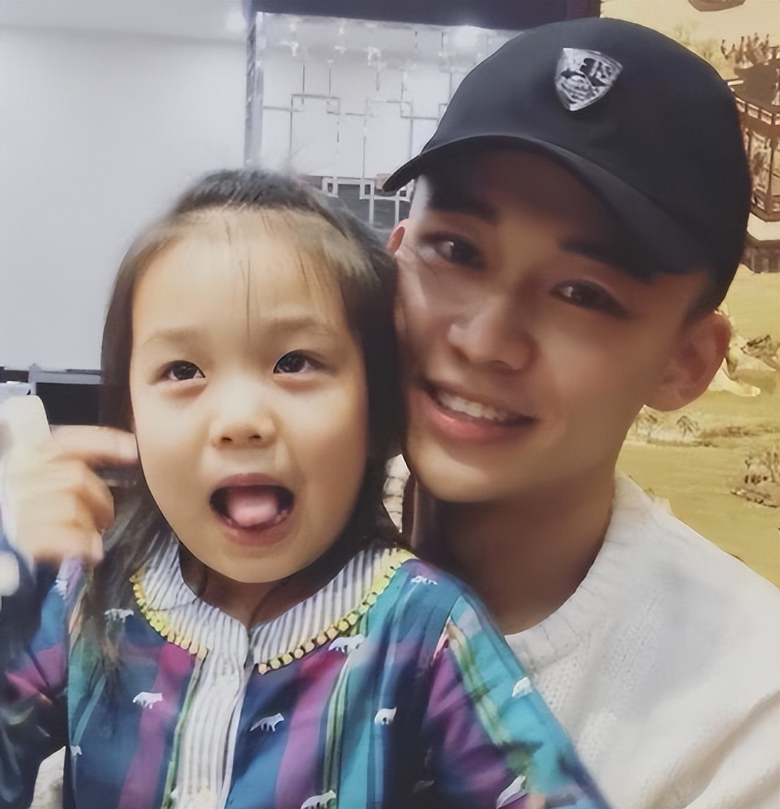 Actor Liu Yijun: Divorced with his ex-wife for 5 years, and remarried ...
