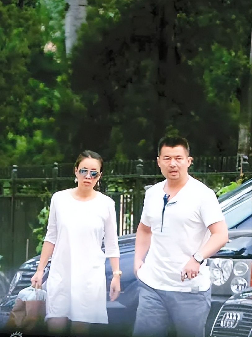 Na Ying's second marriage was really right! Meng Tong is not only rich ...