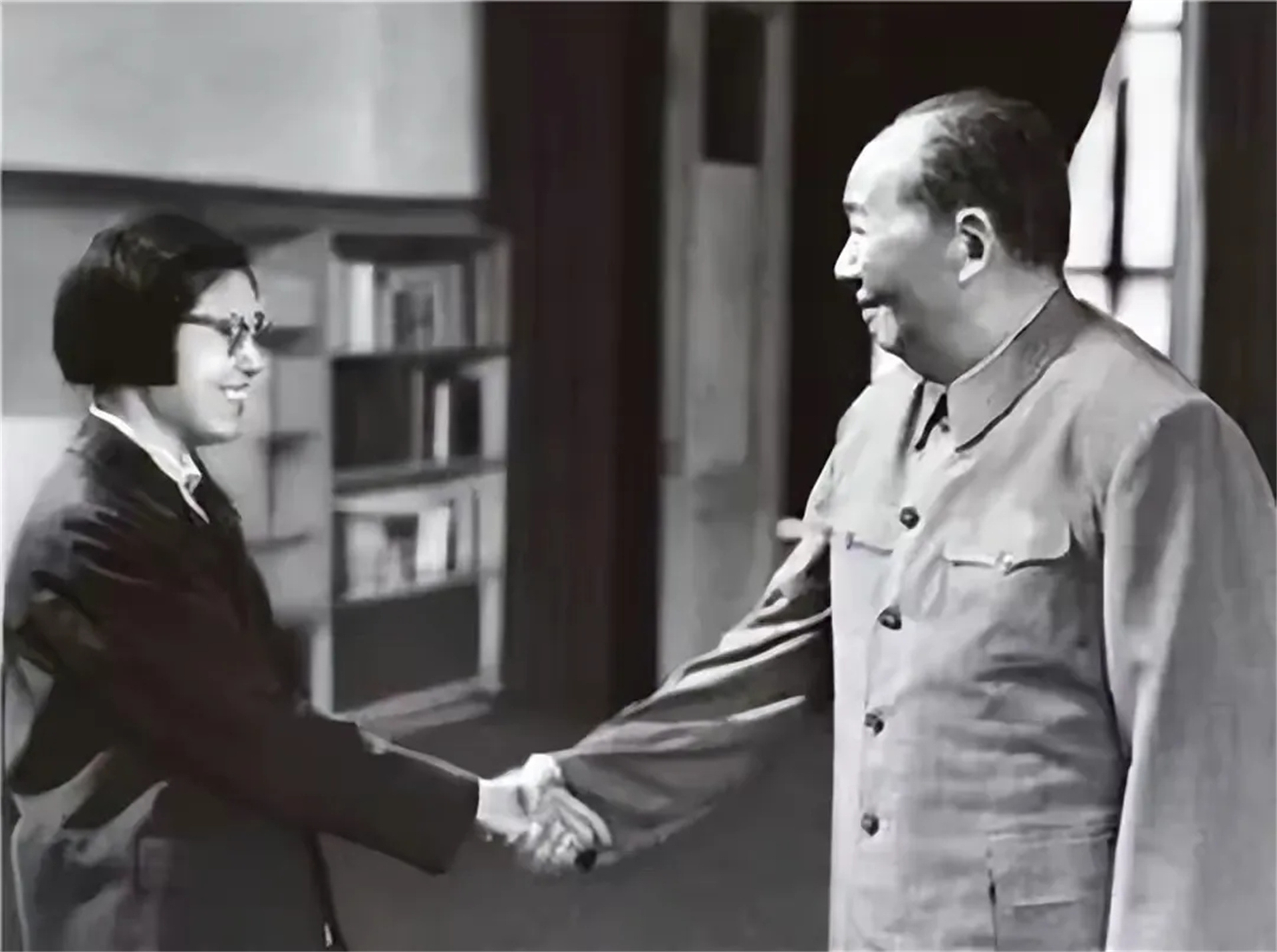 She is a star in China's diplomatic circles. Kissinger praised her for ...