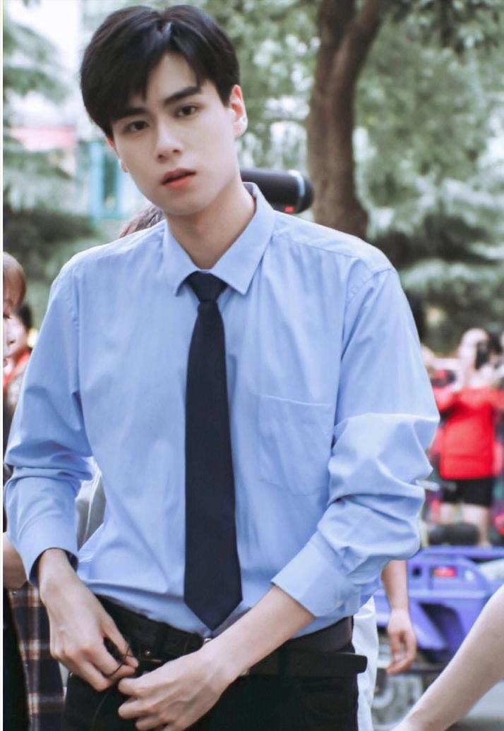 Relying on bangs let alone good looks, seven celebrities tell you that ...