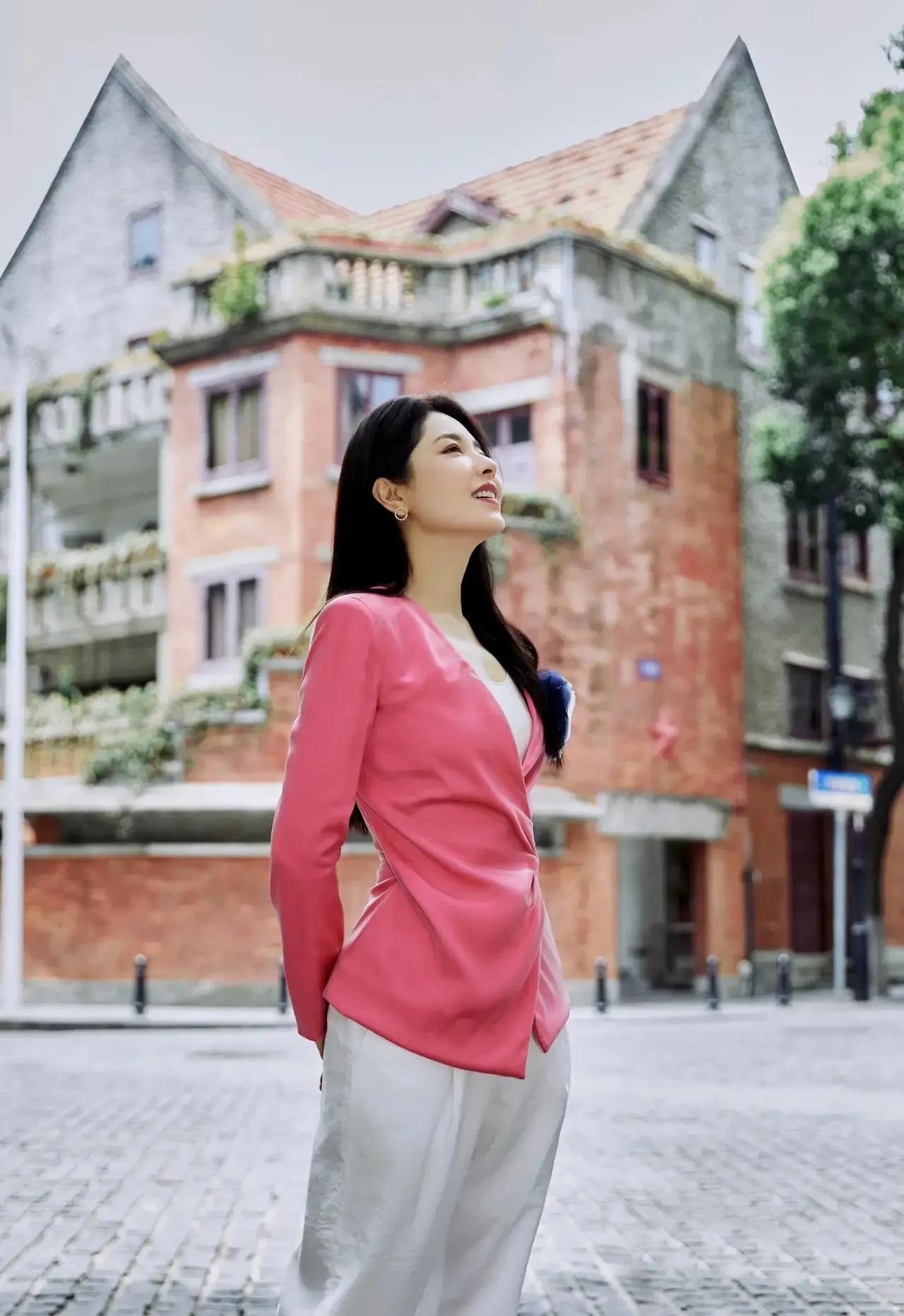 Beauty Zeng Li - iNEWS